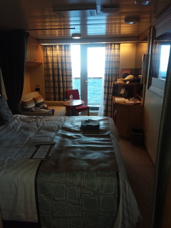 Oosterdam Cabins and Staterooms